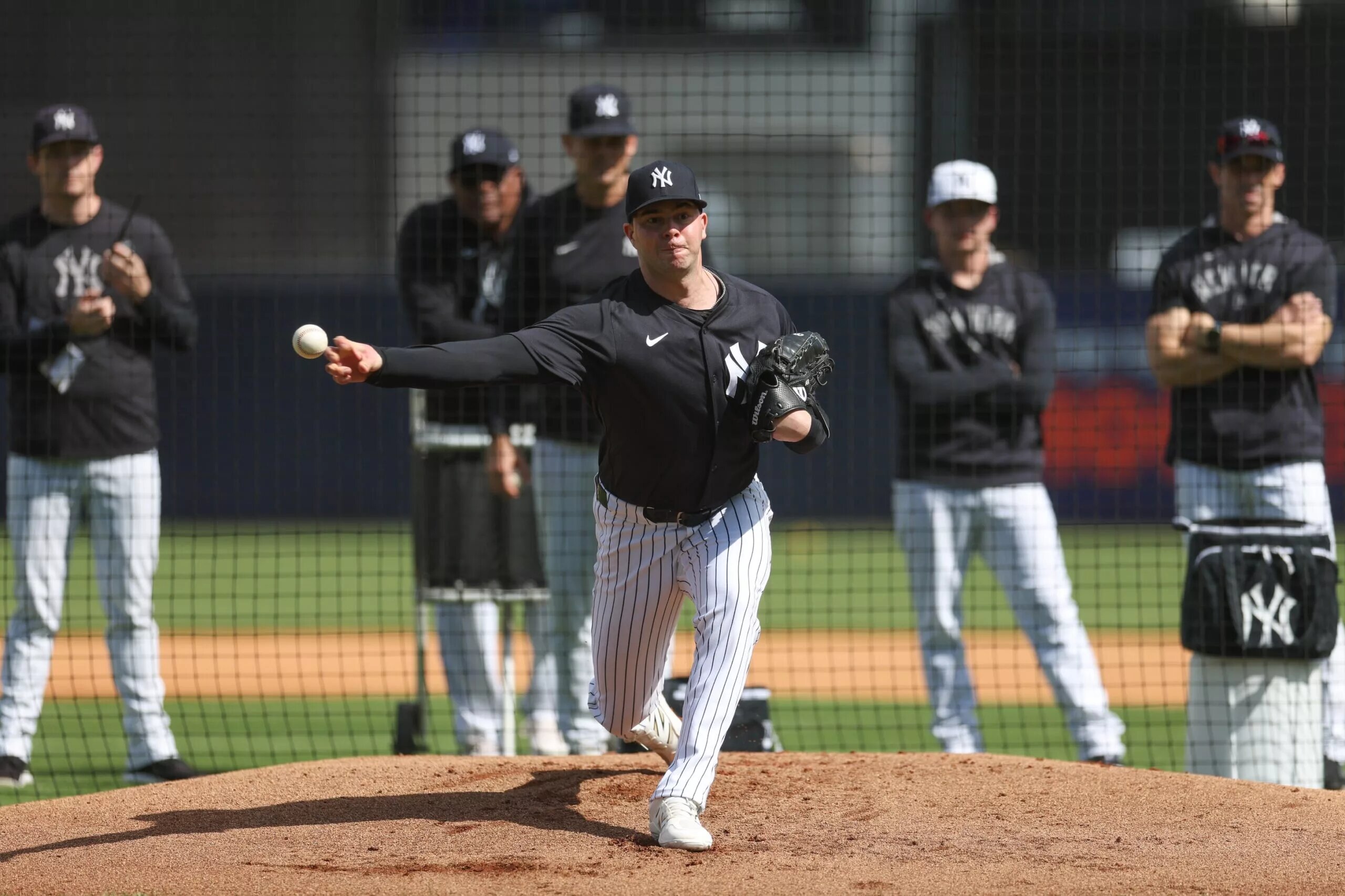 Scott Effross Diagnosed with Grade 2 Hamstring Strain