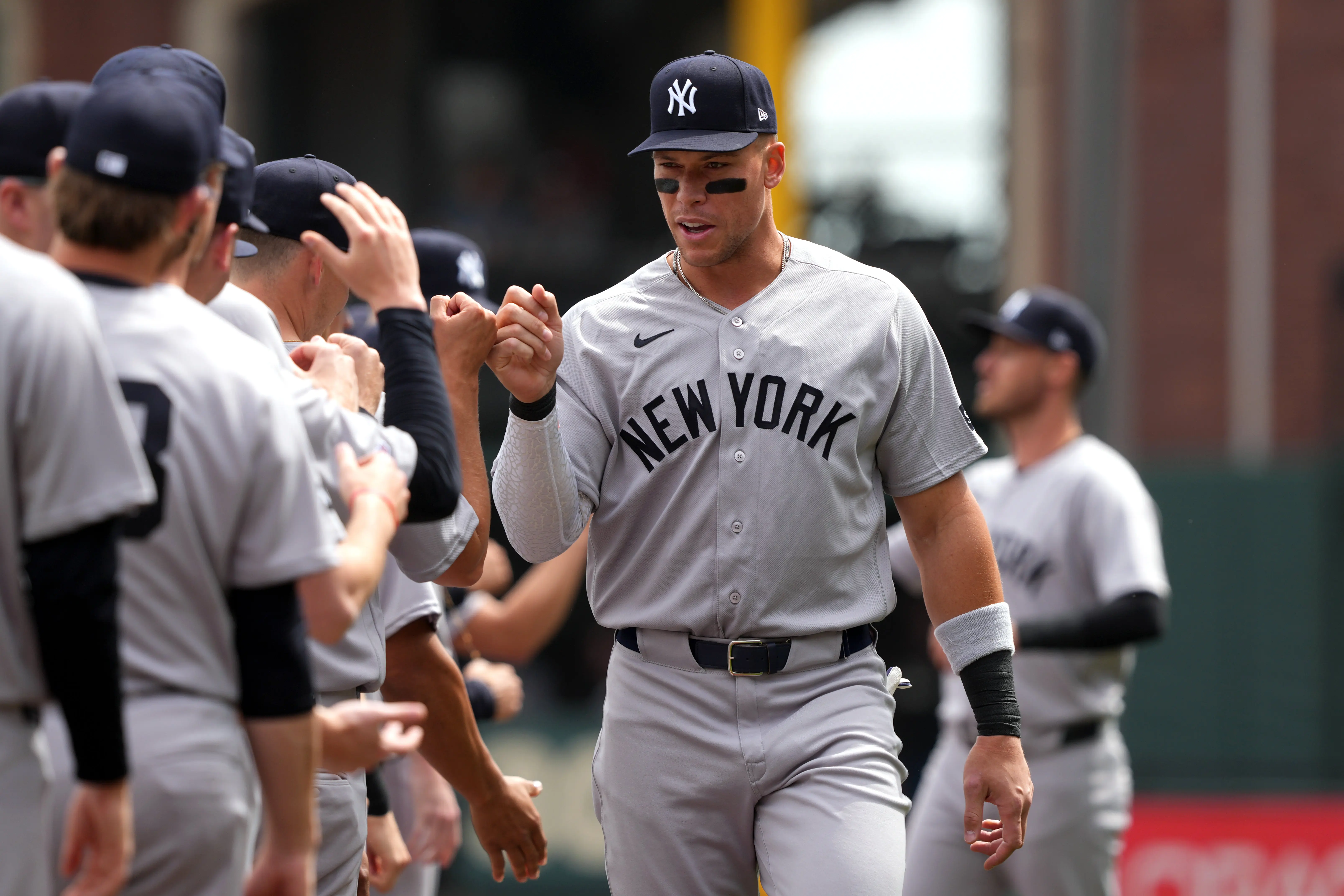 Yankees Make History With Opening Series Sweep Of The Giants - Last ...