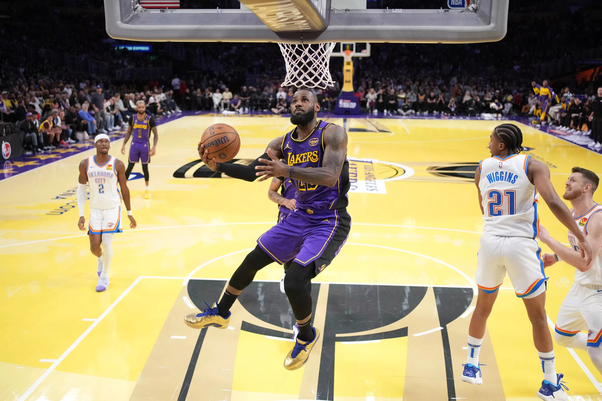 Why The Lakers Are the Biggest Threat to The Thunder - Last Word On ...