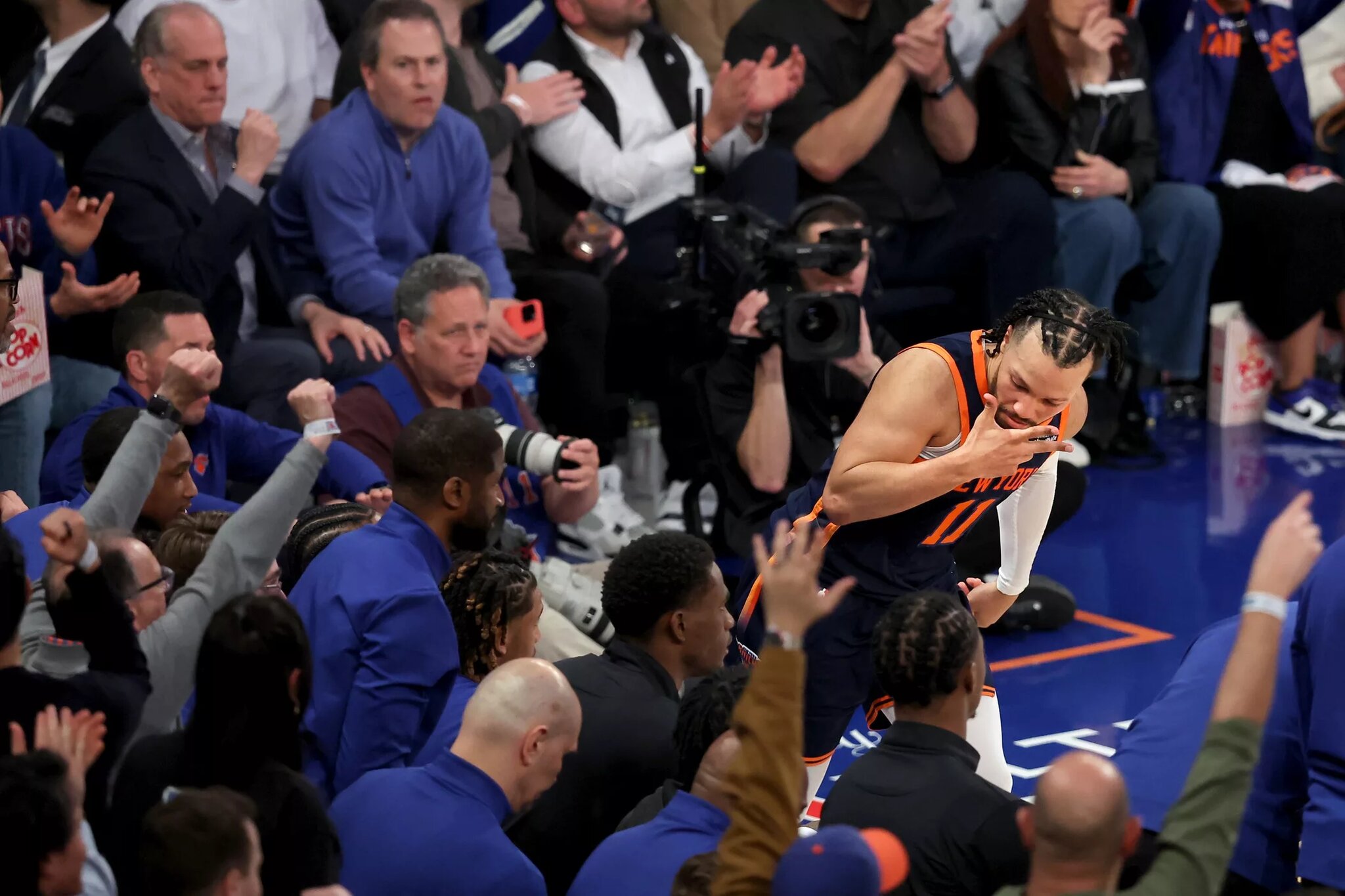 Jalen Brunson Wins 2024-25 NBA Clutch Player of the Year - Last Word On ...