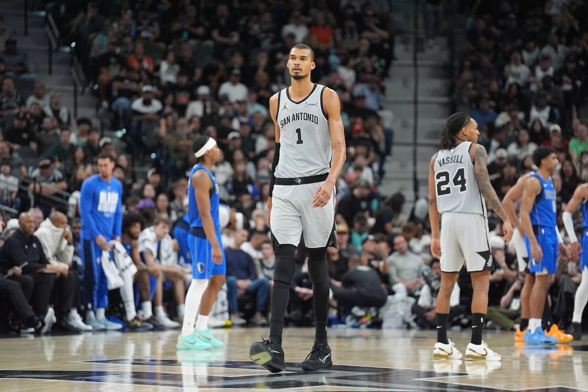 Ranking Arenas the Spurs Have Played at, Including Moody Center - Last ...
