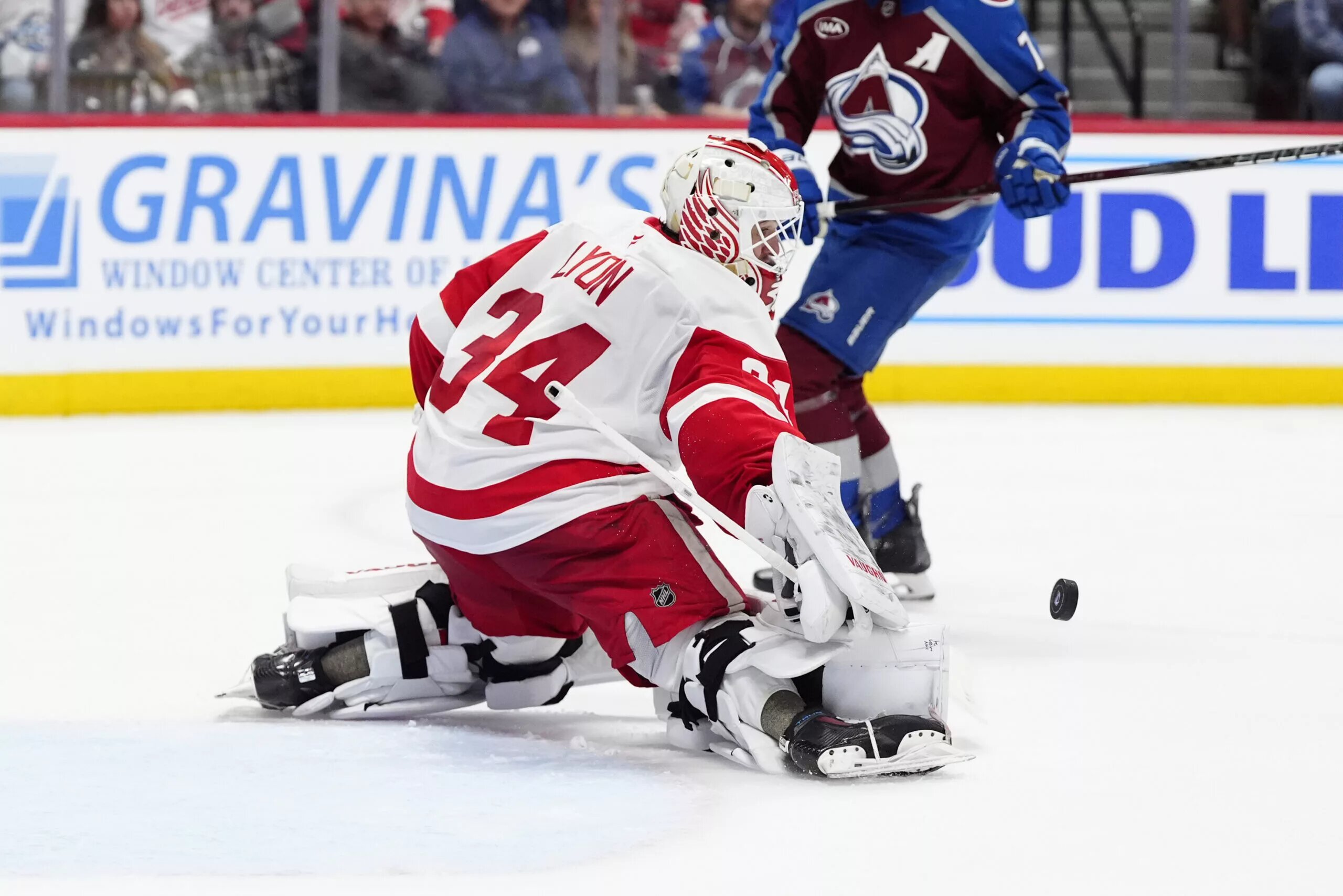 Report: Buffalo Sabres Sign 32-Year old Goaltender