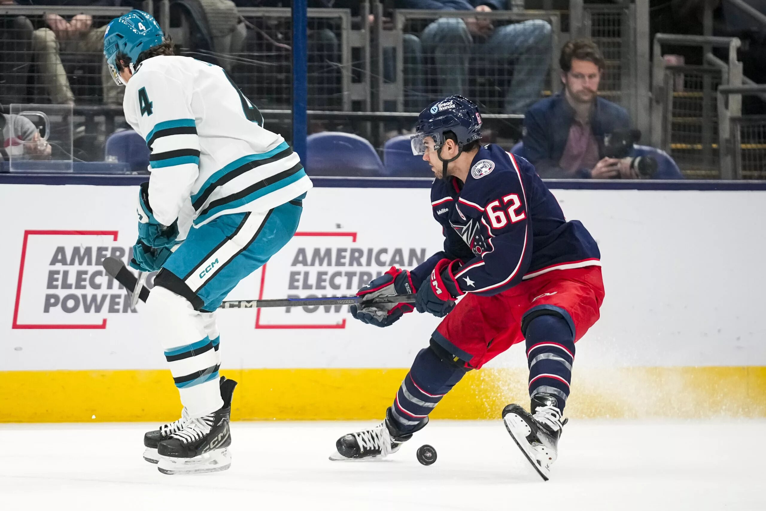 Carolina Hurricanes Bring In Veteran Forward on PTO