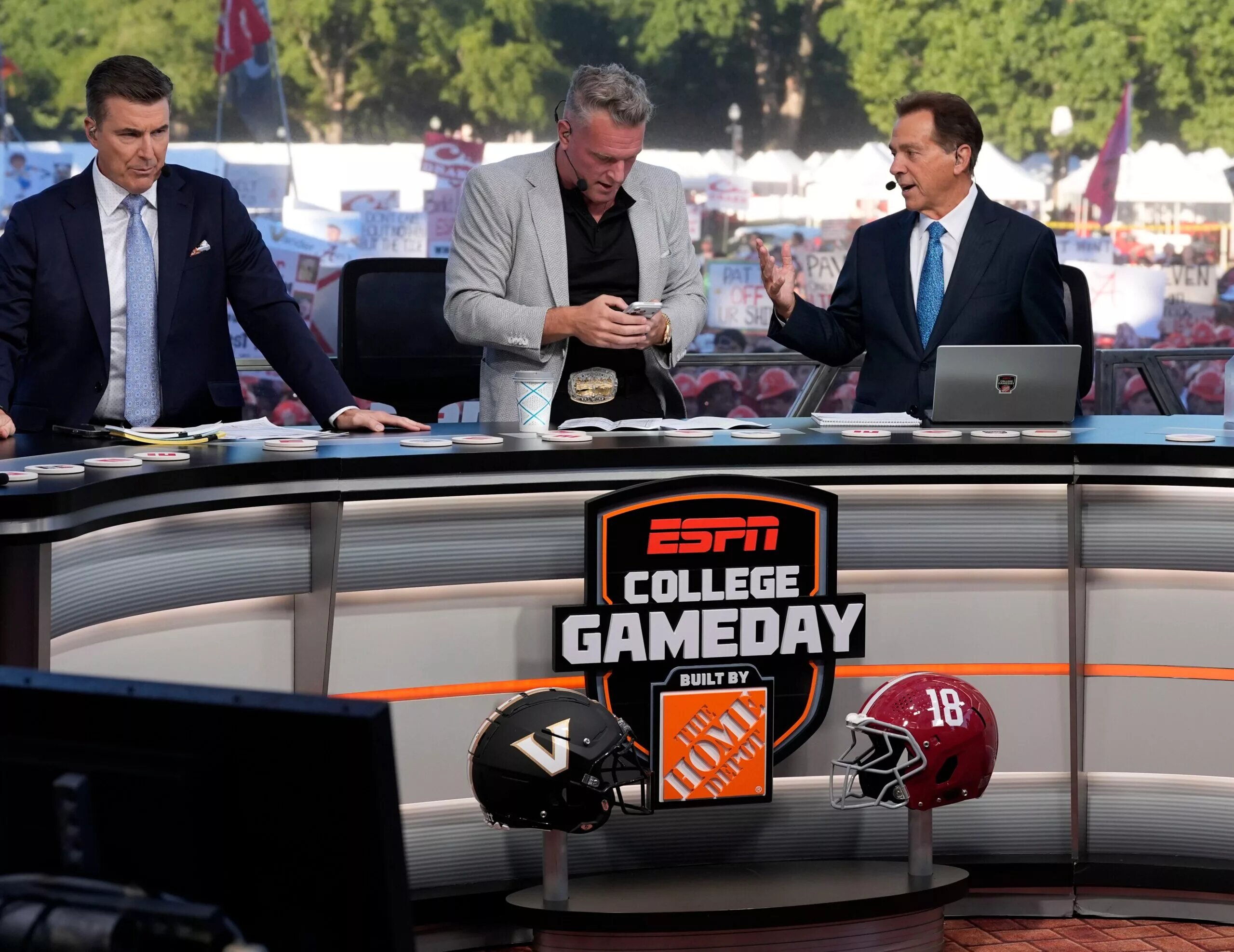 ESPN Sticks It To YouTube TV College Football Fans Again - Last Word on ...