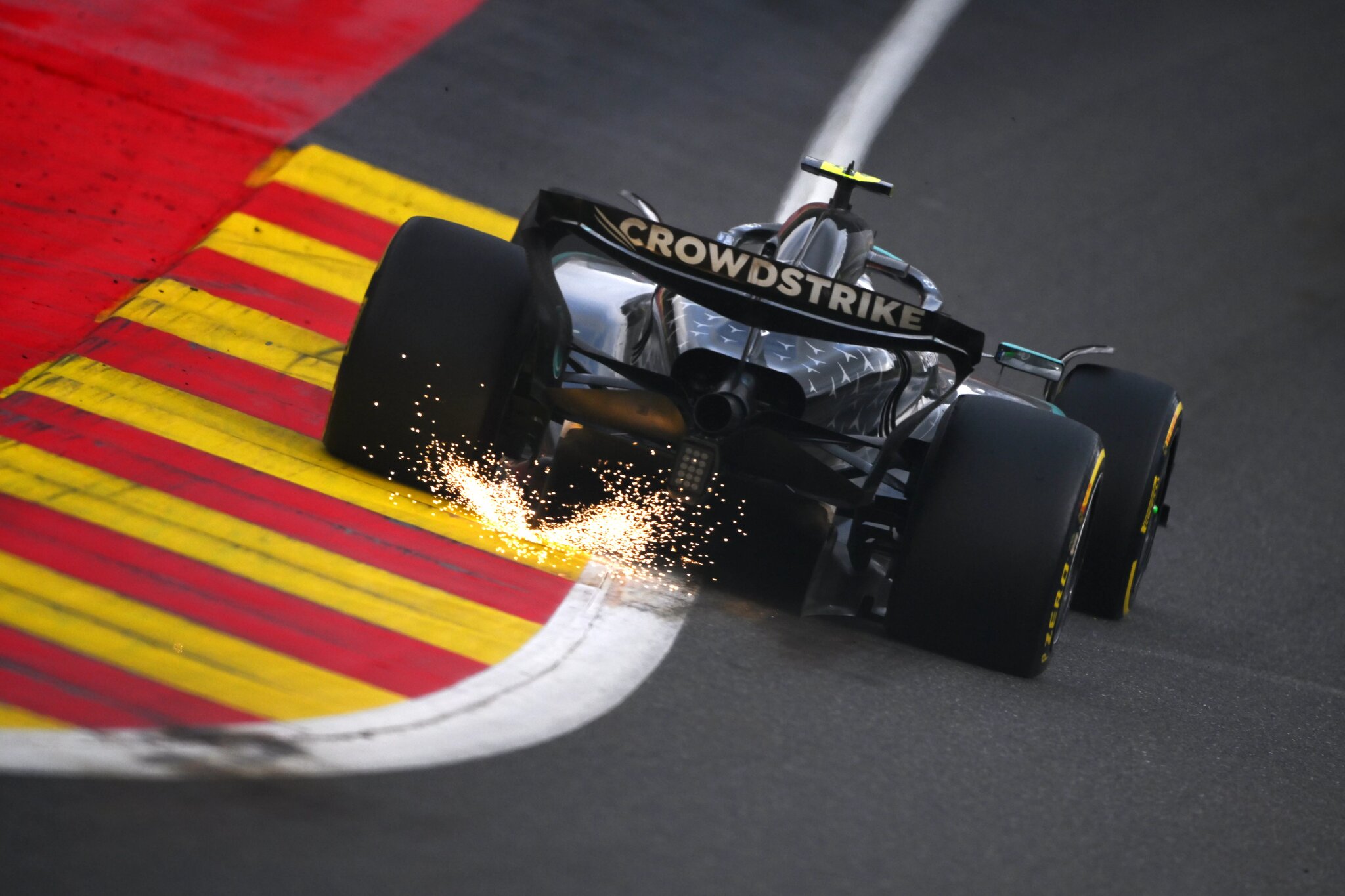 Mercedes aim for damage limitation after failed updates - Last Word On ...
