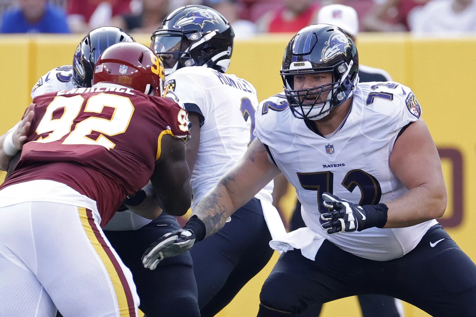 Ben Powers Signs Contract With Denver Broncos