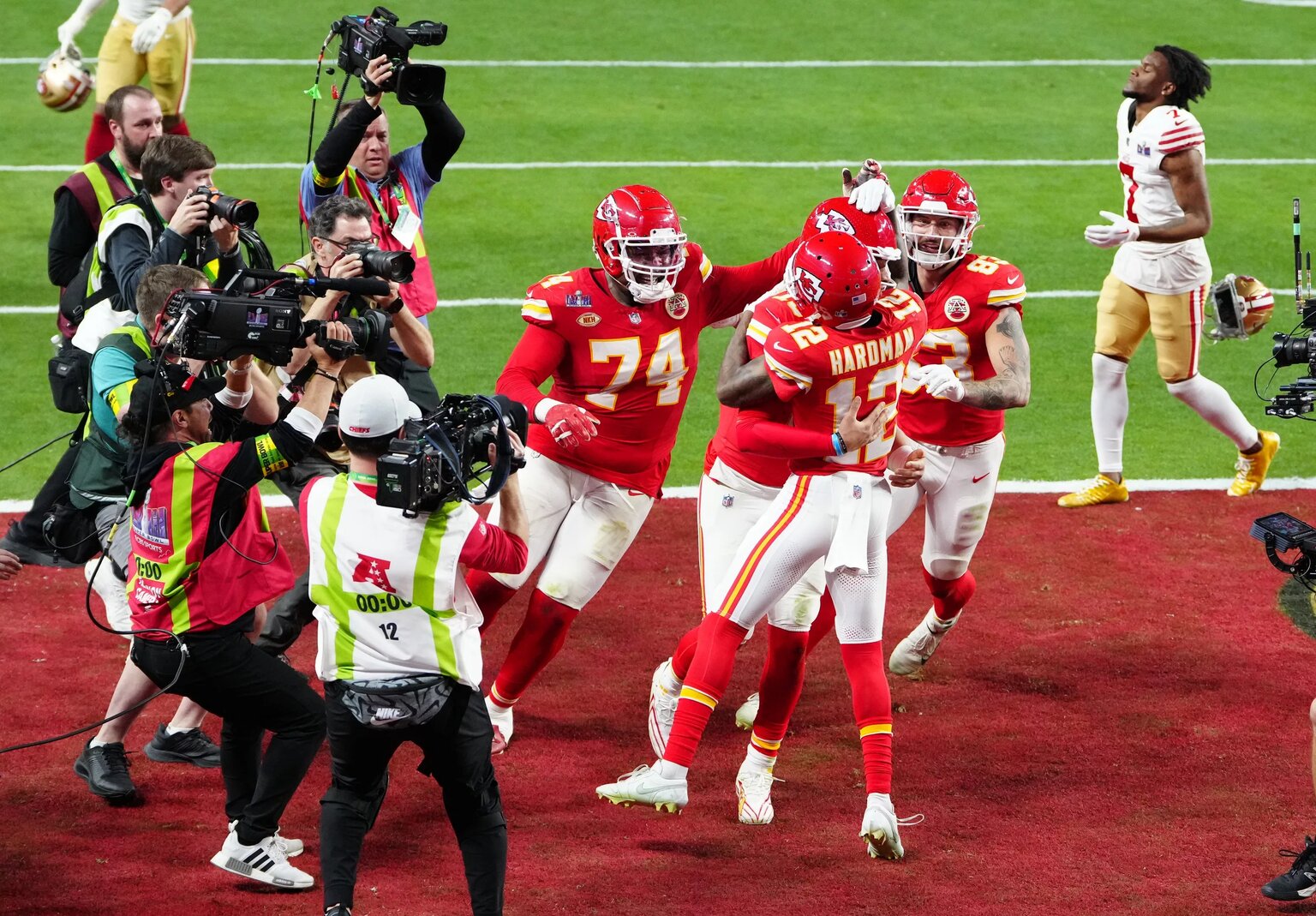 3-Time Super Bowl Champion Signs Contract With Kansas City Chiefs ...