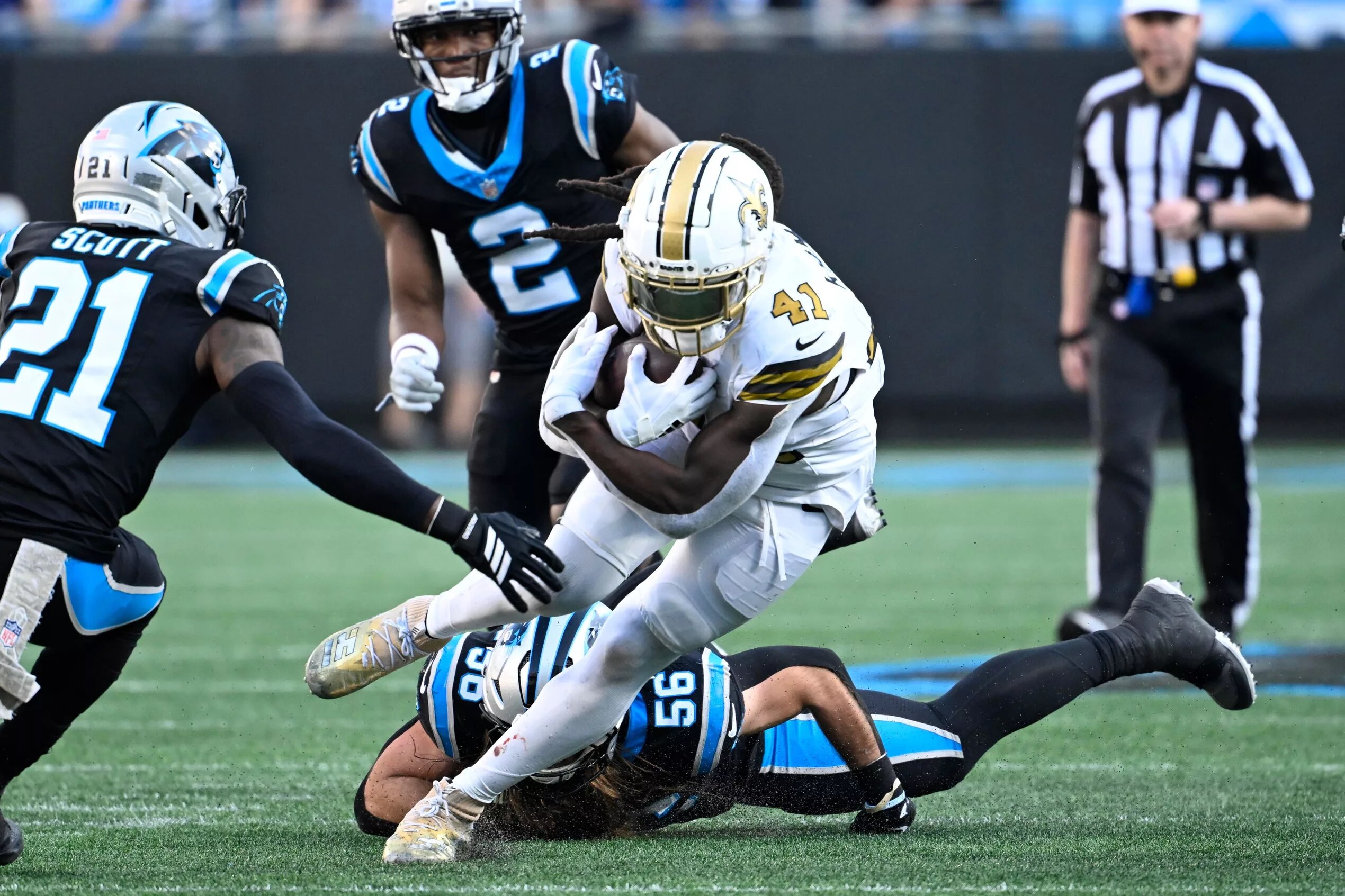 Alvin Kamara Injury Update: Star RB's Status Revealed For Saints-Falcons