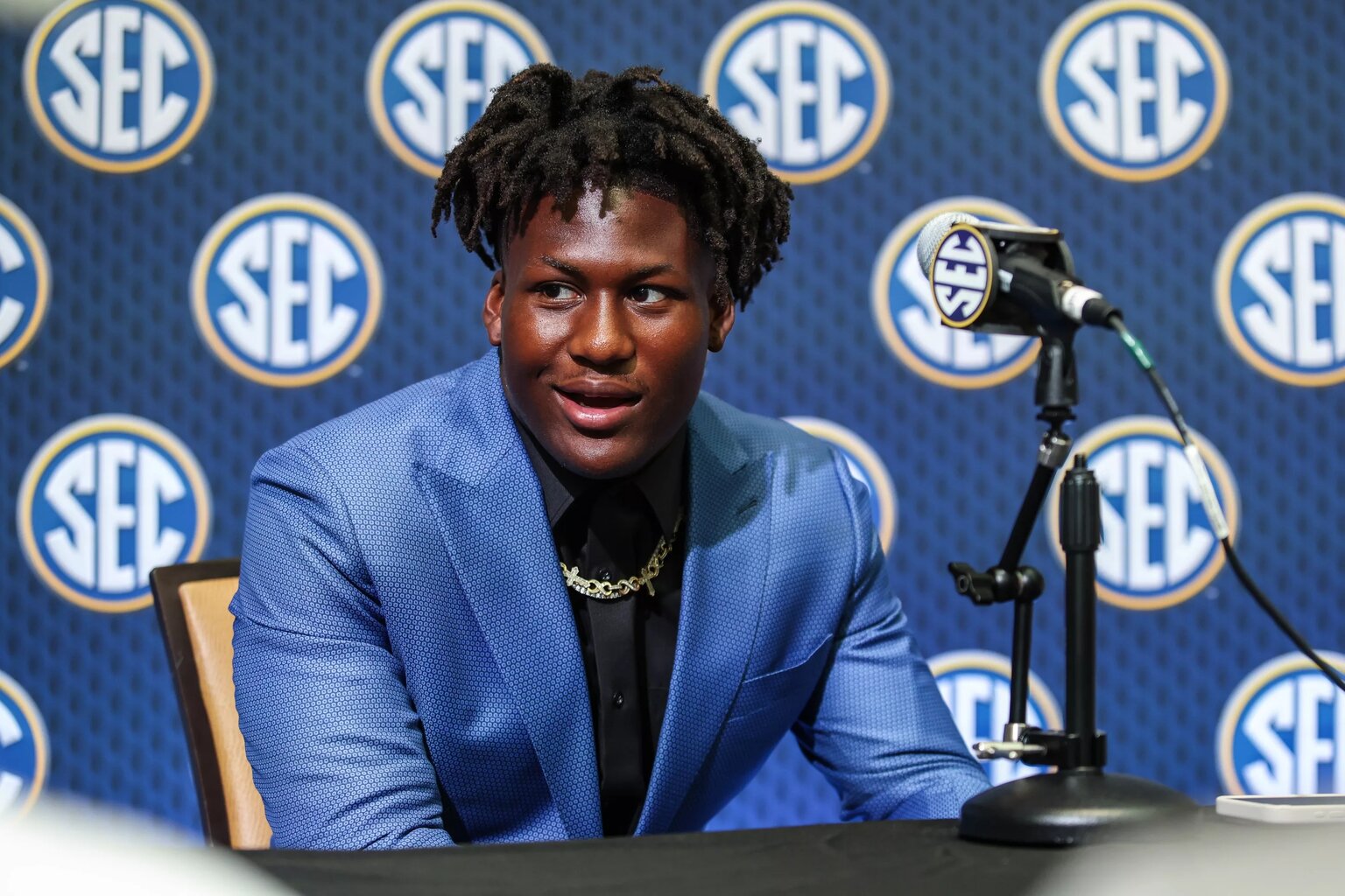 Anthony Hill Jr. Early 2026 NFL Draft Scouting Report