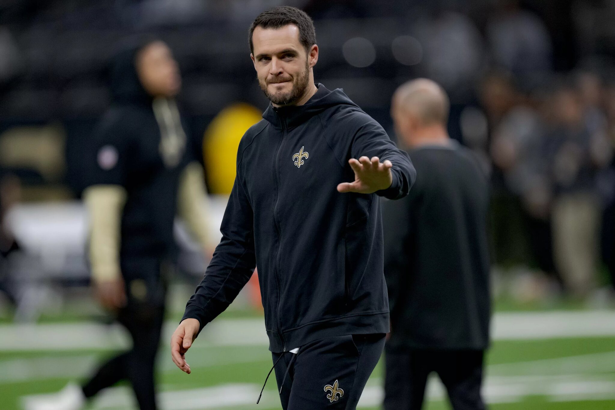 BREAKING: Derek Carr Could Unretire, Join New Team