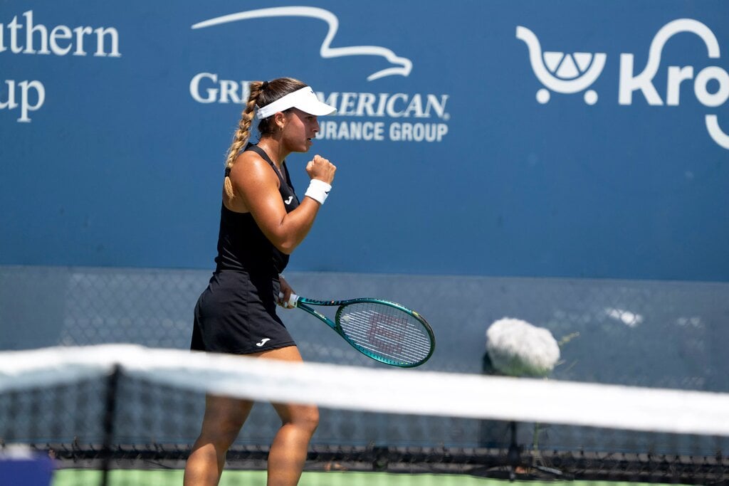WTA Guangzhou Day 2 Predictions Including Bouzas Maneiro vs Sun